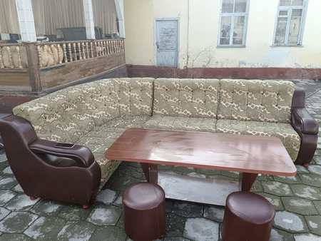 Mebel sotiladi deyarli yangi turgan narsa ishlatilmagan