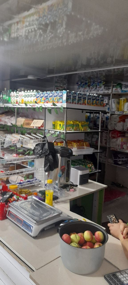 Квартиры, магазины