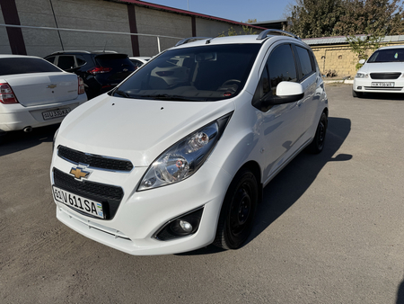 Chevralet Spark 4 pazitsa oq