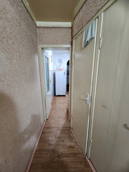 Продаю 2 ком. 25 квартал. Чиланзар.