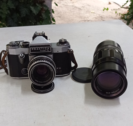 Фотоаппарат Praktica Super TL  (аксессуары в подарок)