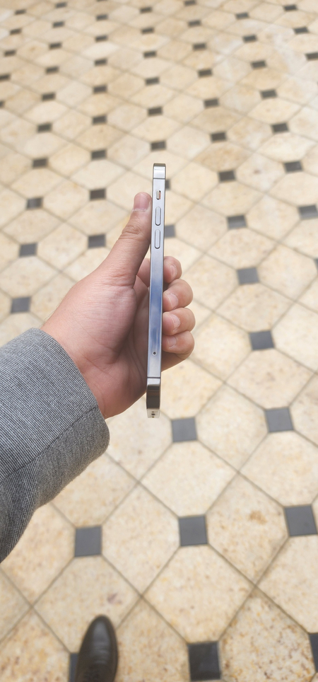 Iphone 12 pro ideal