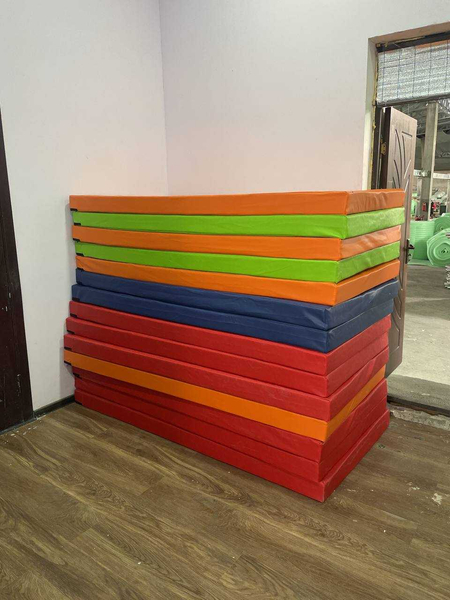 Спортывные маты sport gilamlari