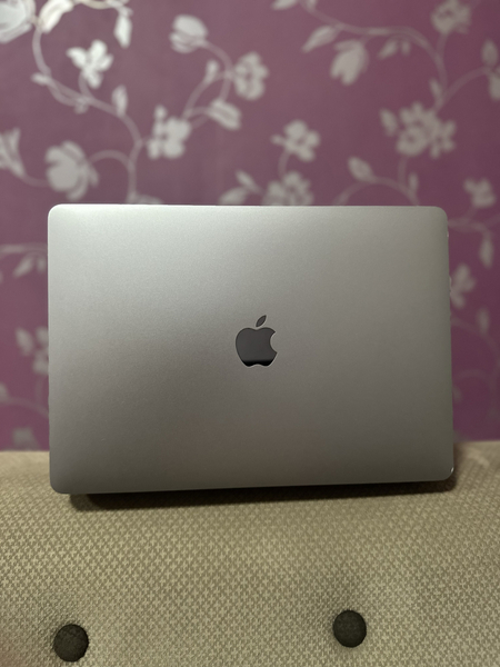 Продается MacBook PRO M1 512gb