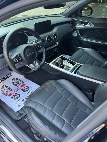 Prodayotsa kia Stinger