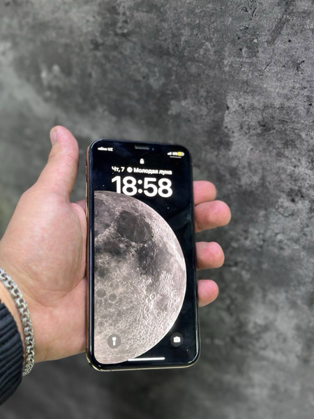 Iphone xs  64 gb