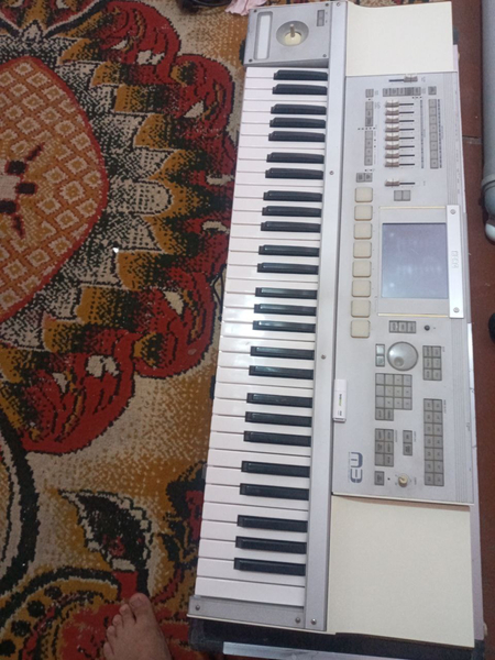 Klavish M3 sotiladi kelishilgan narxda keys ham bor
