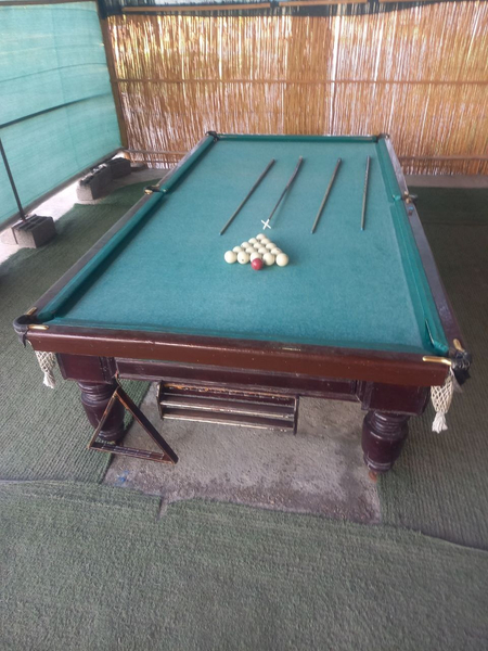 Billiard stol sotiladi