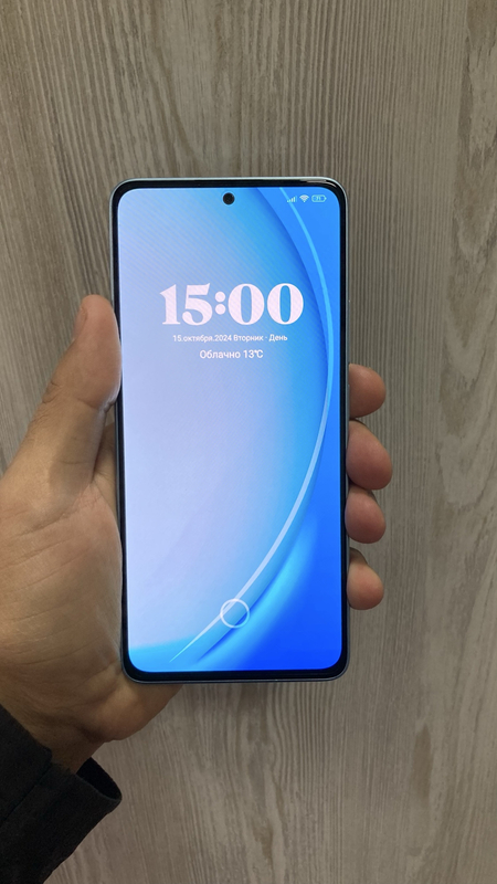 Redmi Note 13 sotilad