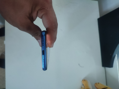 Redmi not 7   holati idial  binchi qol ishlashi chotkiy