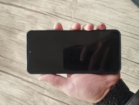 Infinix Hot 30i   4+4/128
