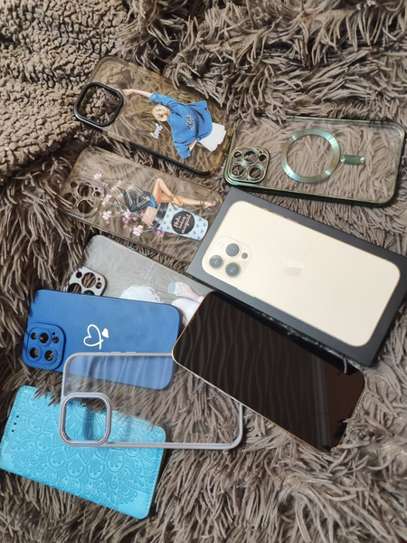 Продам iPhone 13 pro max 256