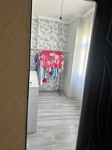 Продаётся квартира 2 комнатная.
