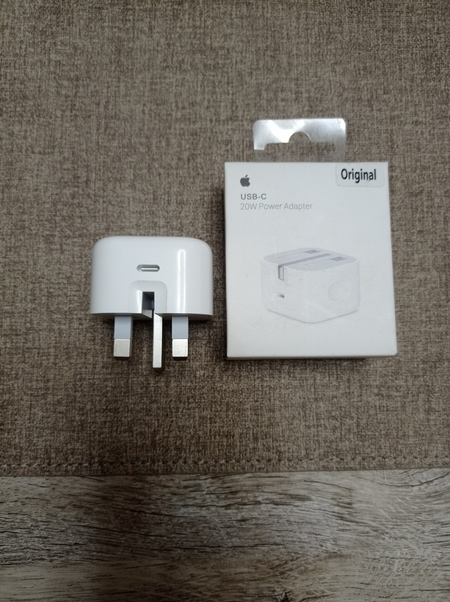 Зарядка от iPhone 14 pro max