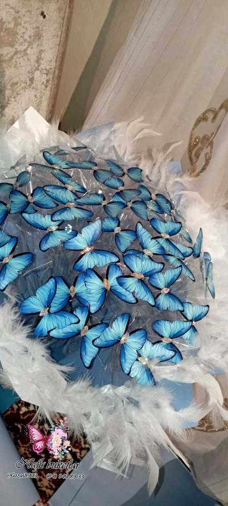 Kapalakli nafis buketlar.