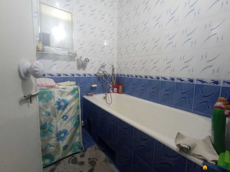 Срочно! Продается 3 ком. Квартира в Юнусабадском р-не 17 кв!  ( J901 )