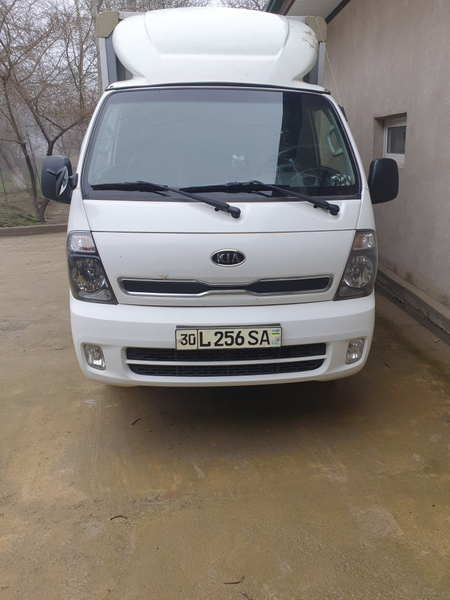 Kia bongo sotaman tez