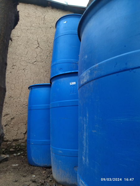 Plastmas bo'chka 220 kg toza