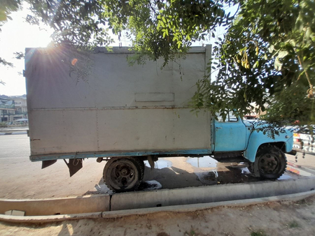 Gaz 52 goluboy furgon