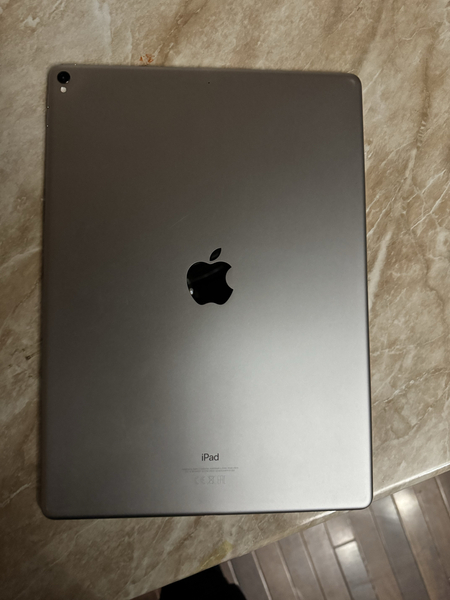 Ipad pro 12,9 сотилади
