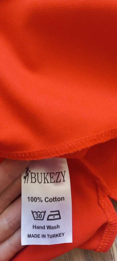Продаётся платье.