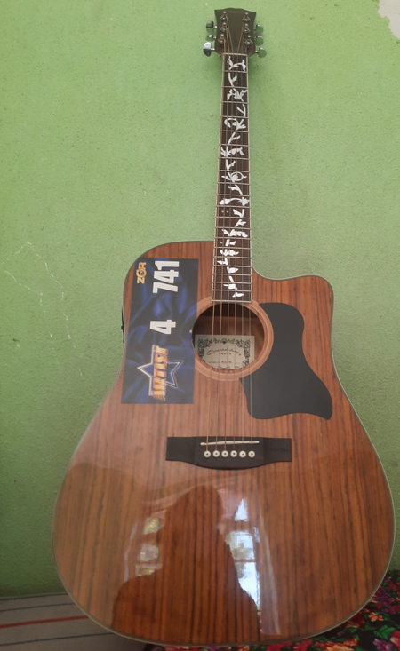 Gitara akustika 44 razmer