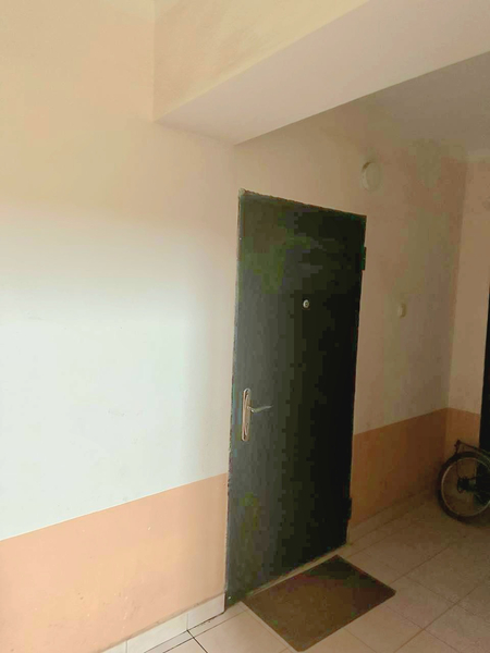 Квартира сотилади. Сергели.Спутник 16а. 2/2/7.  58м²
