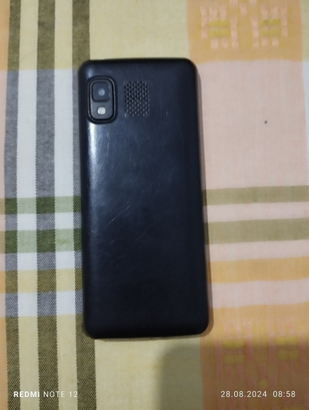 Redmi nout 12 ice blue и Яна 2та телфон сотилади