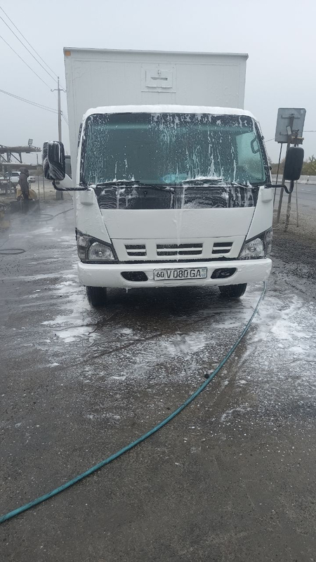 Isuzu gurzavoy avto
