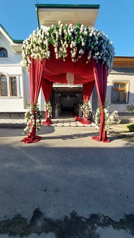 To'y oformlemiyasi nikox afarmleniya gullar to'y nikox