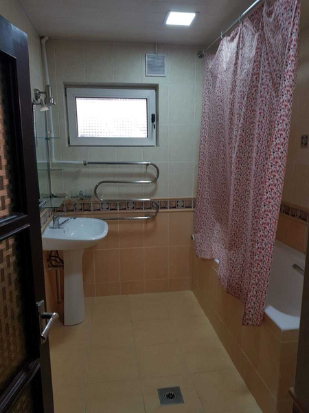 Продаётся 4/2/4 квартира на ул Садыка Азимова Ц-1 Br04