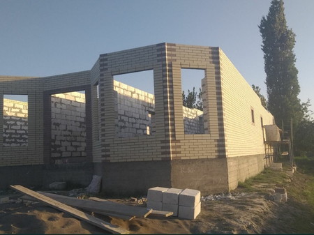 Penablok gishtlar penablok