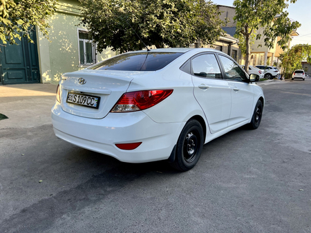 Хюндай солярис (accent) автомат  10500$