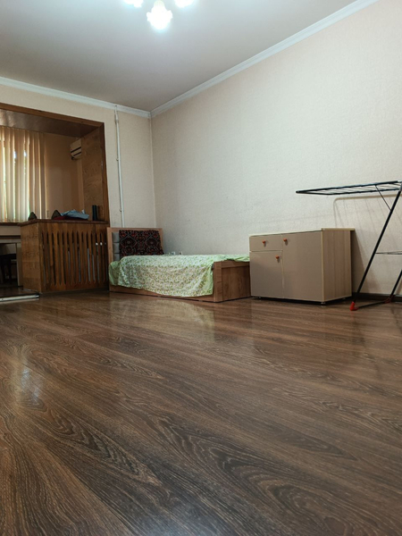 Kvartiraga qizlar olamiz
