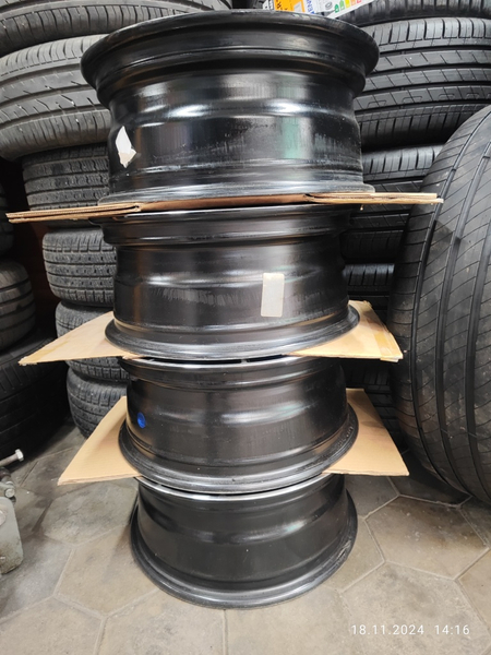 Vossen R16 4*100