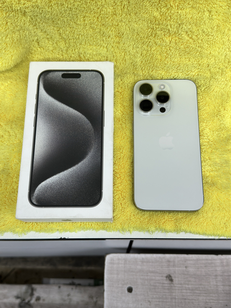 Apple iphone 15 pro 128