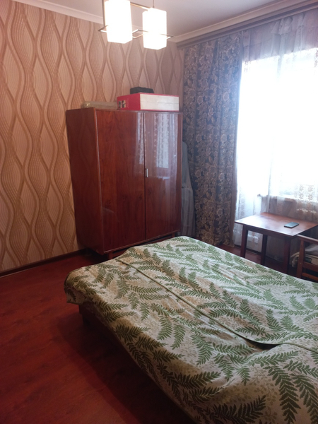 Продам квартиру 3х комнатную 77 серия Кирпичный дом