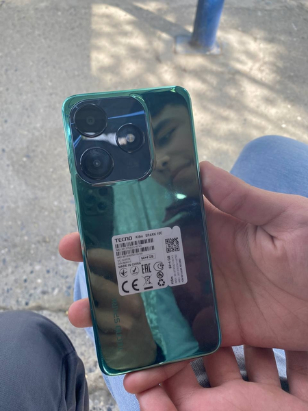 Tecno spark 10c narx 950ming som