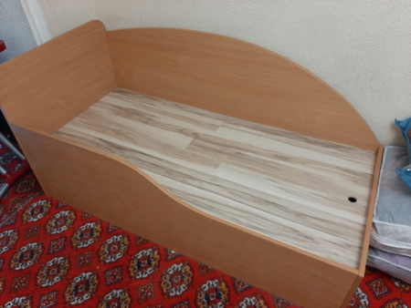 Детские кровати. 2 штук 165 × 75, 1 штук 110 × 70
