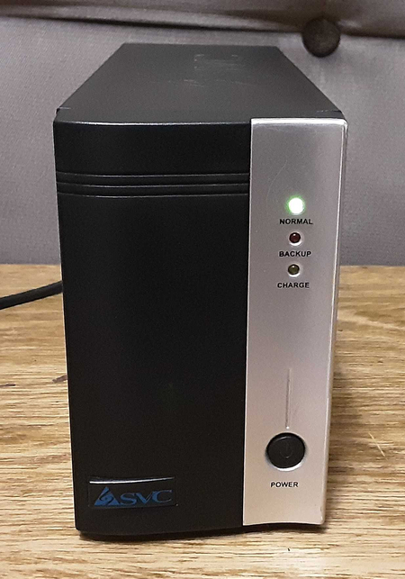 Продам ИБП UPS SVC-600 (требуется замена аккумулятора)