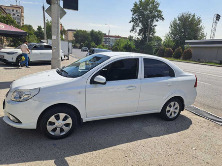 Nexia-3 2018 yil, probeg 176000, gaz 4-pokoleniya, natxi 7900