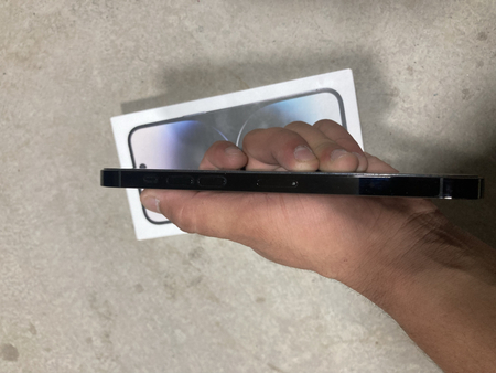 iphone 14 pro max srocna