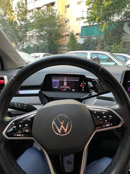 Volkswagen ID 6 CROZZ PRO