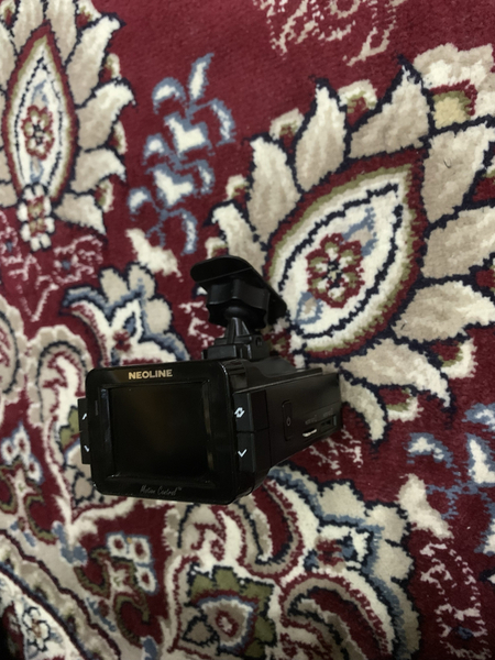 Neoline X-COP  9100  va Bu videoRigistrator sotiladi