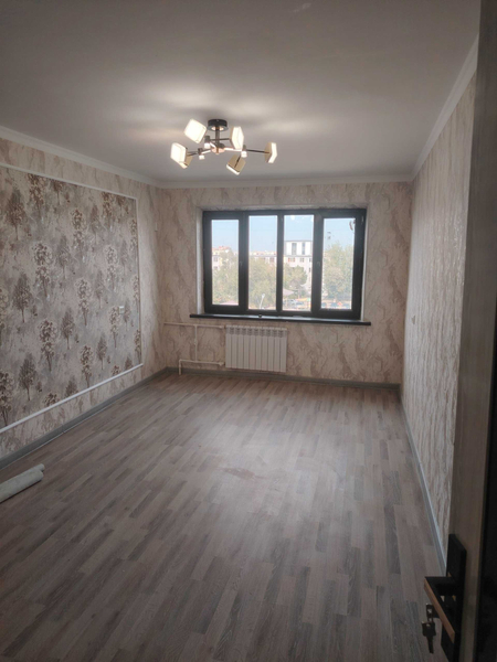 Продаётся 2х комн квартира на 7 этаже Ор-р ЦУМ - Зарафшон