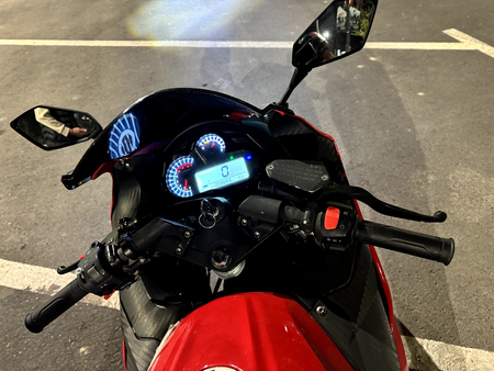 Продается Kawasaki replica 400