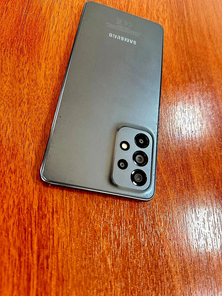 Samsung Galaxy A73 5G 8+8/128 ideal