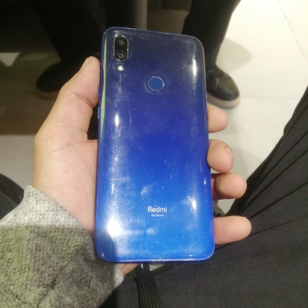 Srochno redmi 7 sotiladi 32GB xotira