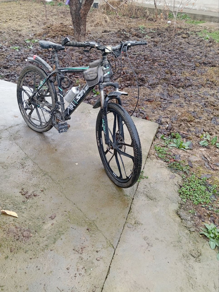 Velosiped sotiladi