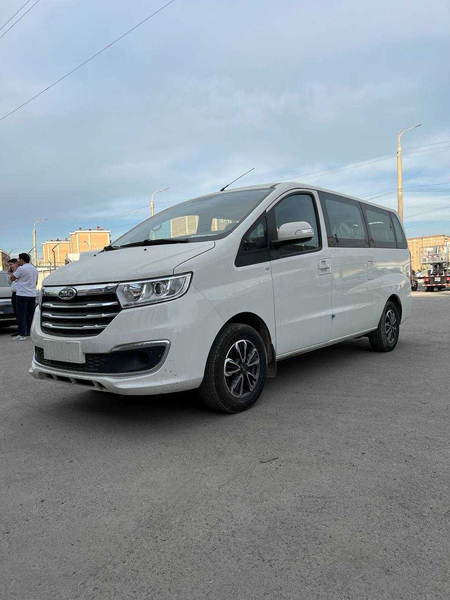 JAC M 3 mini bus